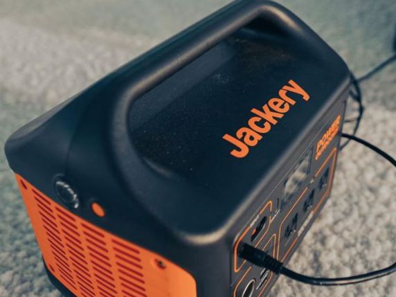 Jackery’s 8TH Anniversary Sweepstakes