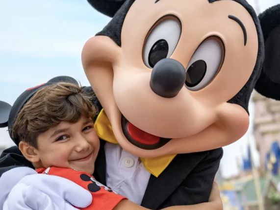 Disney Sweepstakes 2023: Win a Trip to Disney! | Sweepstakes Fanatics