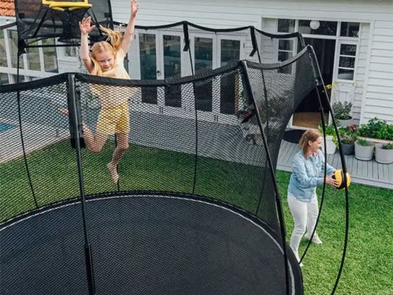 Springfree Trampoline Summer Backyard Giveaway