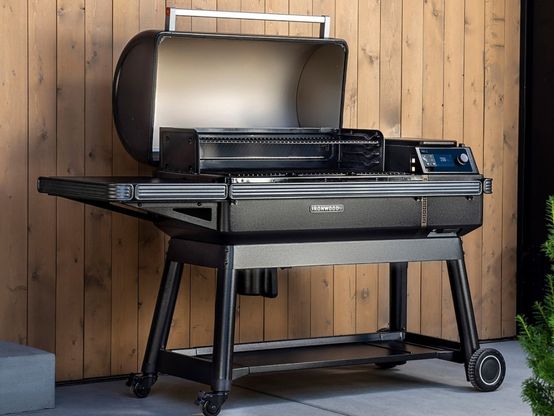 Michael David Winery Traeger Ironwood Pellet Grill Giveaway