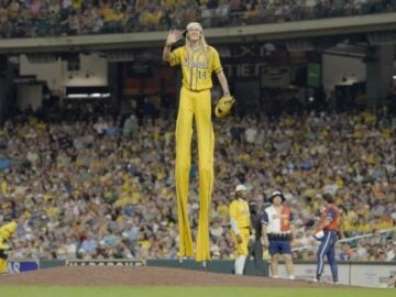Geico Banana Ball Championship Ticket Giveaway - Hot Pick!